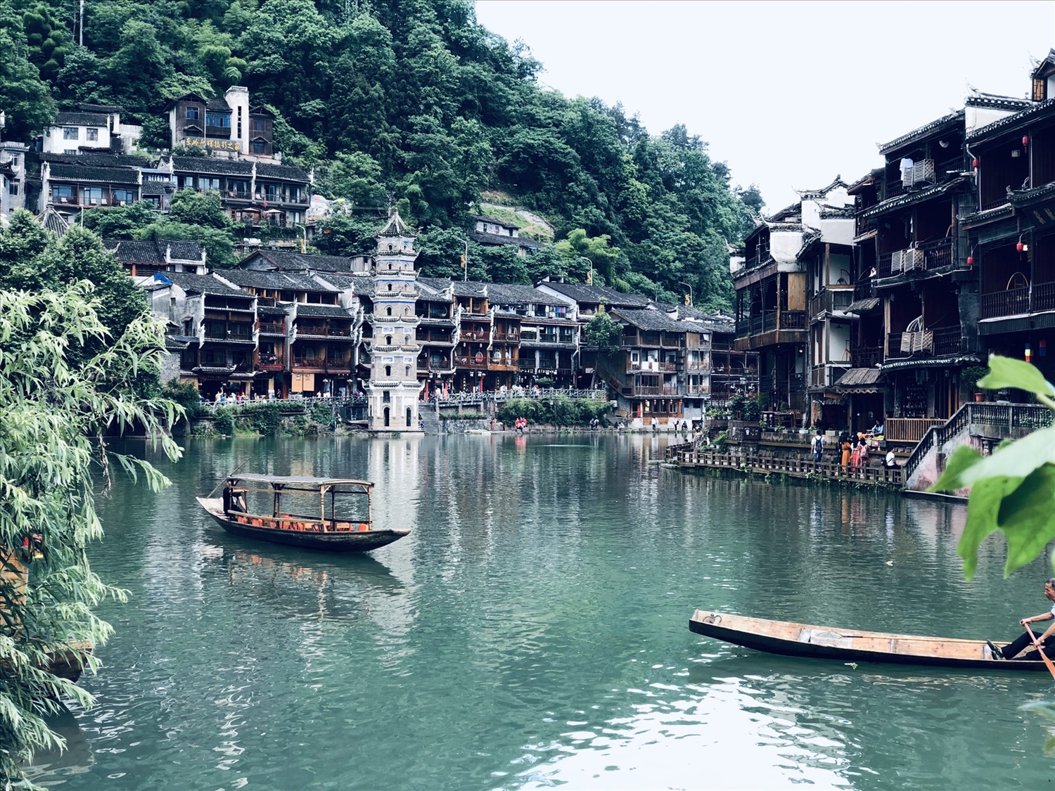 Phượng Hoàng Cổ Trấn Thơ Mộng Vào Mùa đẹp Nhất